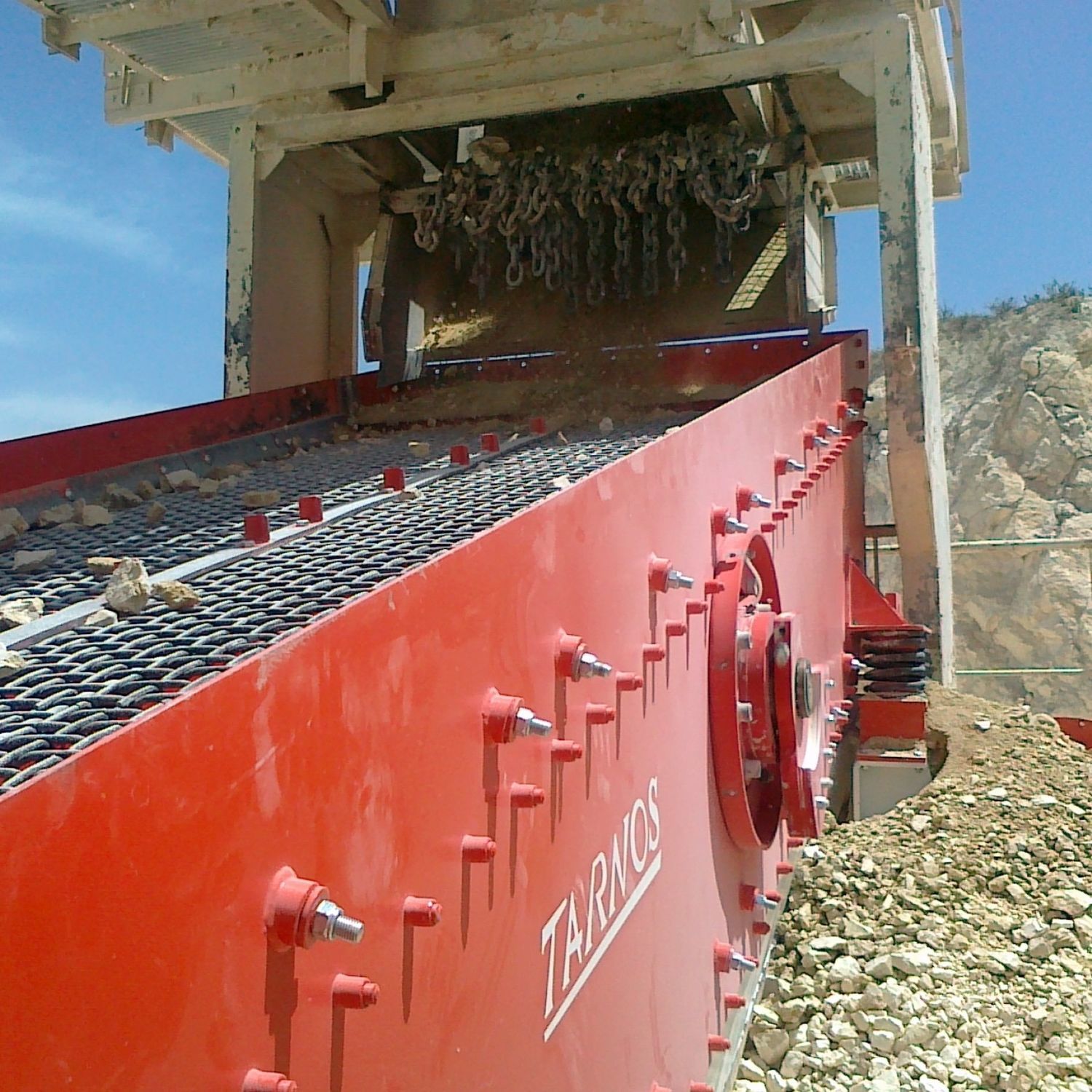 Dry screening screener - TARNOS - humid screening / for mining / for ...
