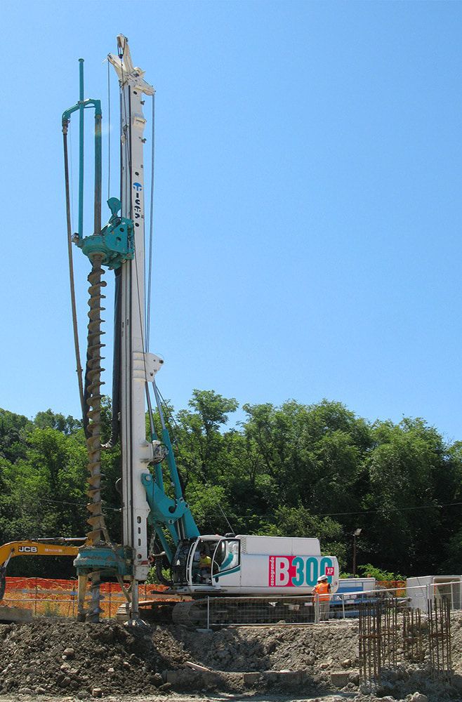 Continuous flight auger (CFA) drilling rig - B300 XP-2 - CASAGRANDE ...