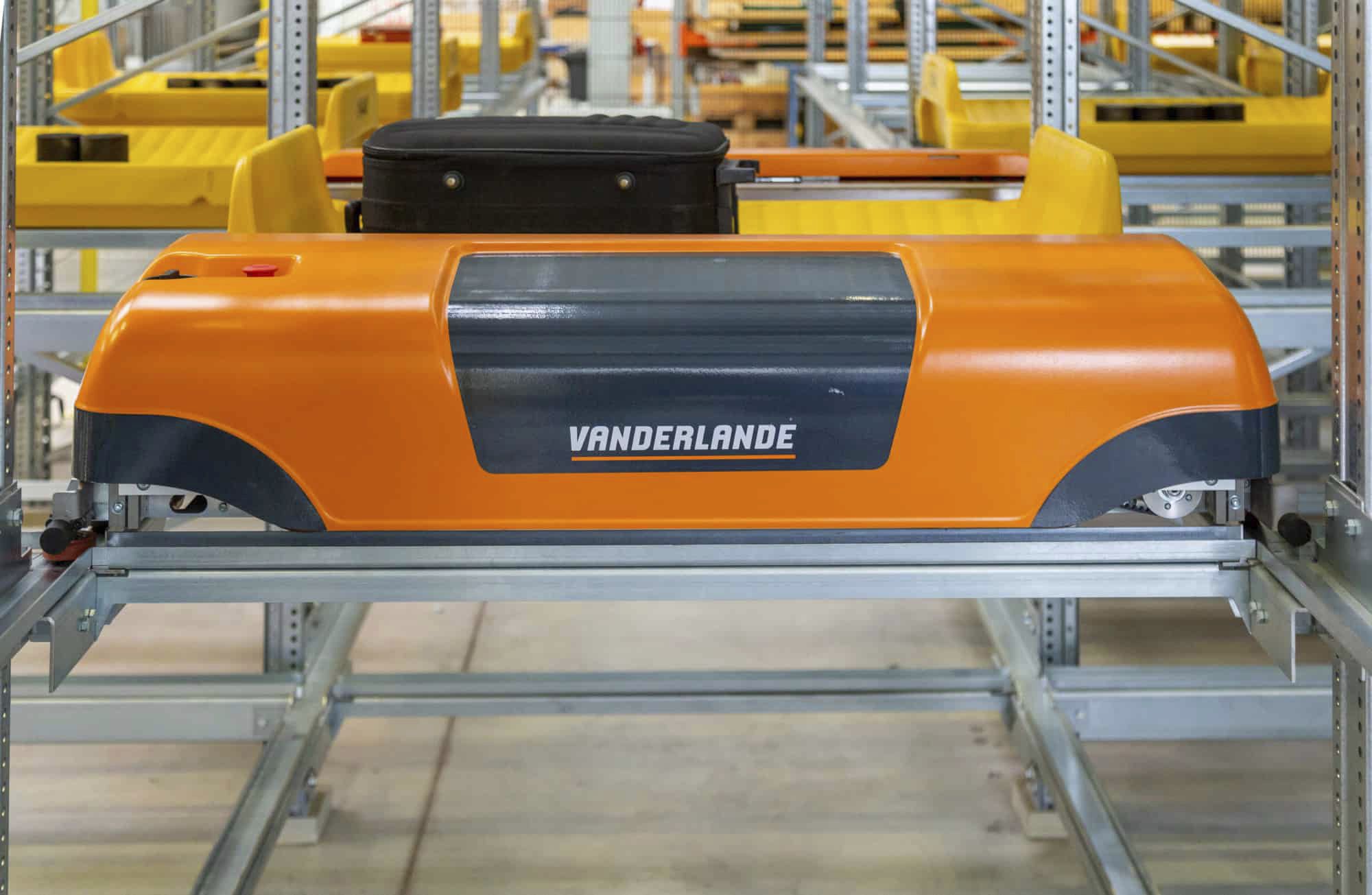 Shuttle storage system - ADAPTO BAGSTORE - VANDERLANDE