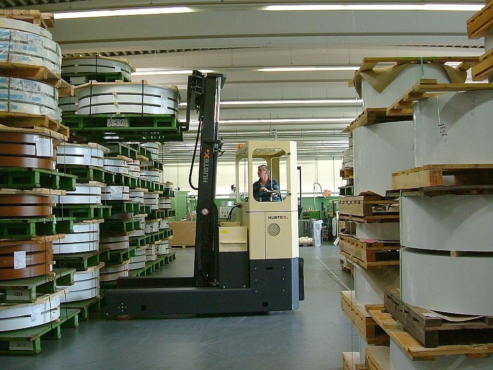 Electric side loader - 2150 series - HUBTEX - ride-on / exterior / handling