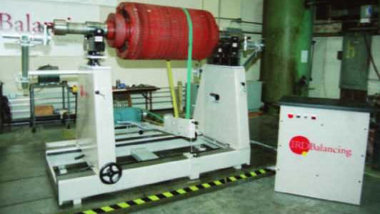 Horizontal balancing machine - B100 - IRD Balancing - soft bearing ...