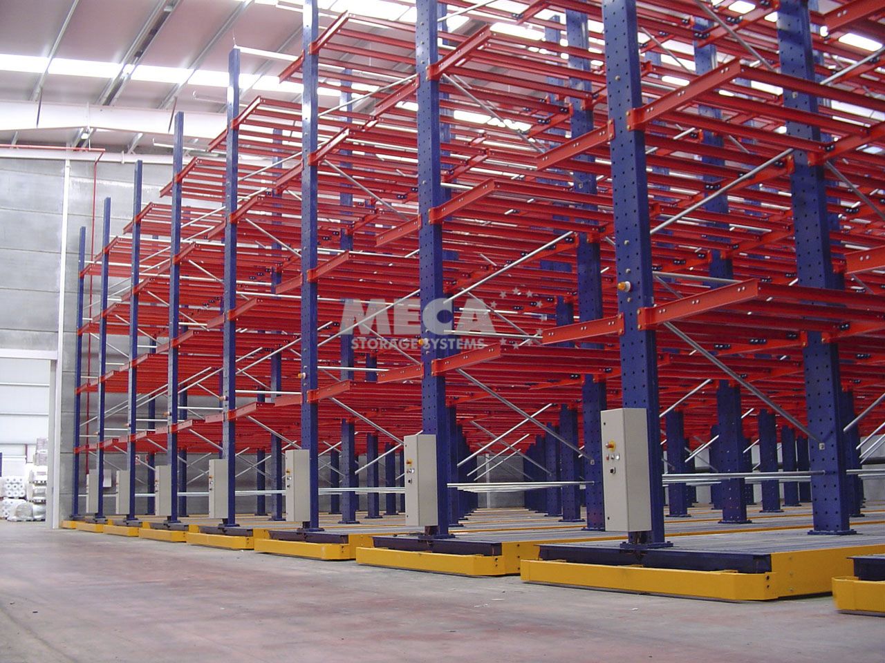 Cantilever racking - MECA STORAGE SYSTEMS - mobile / for long items