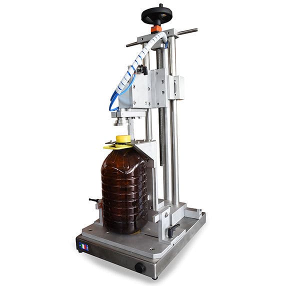 Plastic screw cap capper - TAP1 - PMR System Group - pressure / manual ...