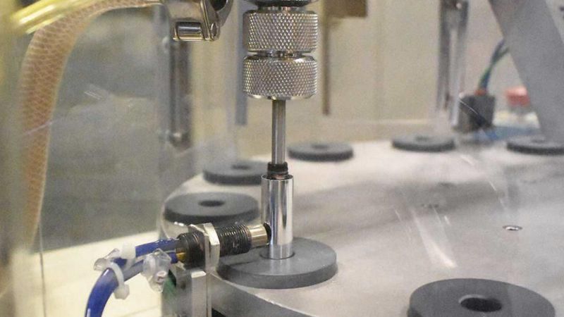 Cosmetic product filler and capper - MFC MINI - PMR System Group ...