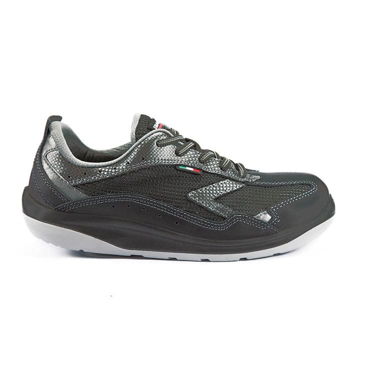 Anti-slip safety shoes - FLASH - Giasco Srl - anti-perforation / anti ...