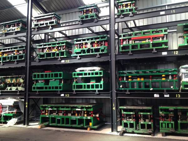 Storage warehouse rack system - Wickens - for mold tools
