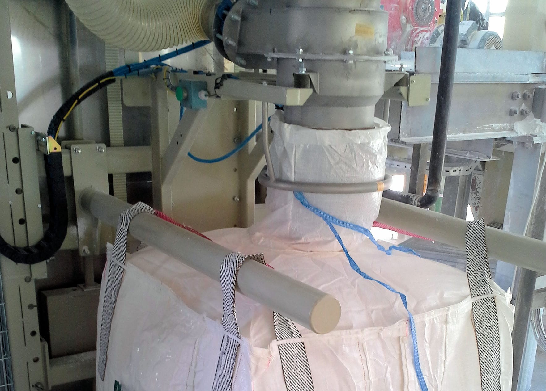 Automatic big-bag filling station - IBC-PF3 - Webster Griffin Ltd