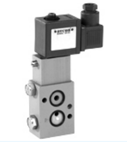 Pilot-operated pneumatic directional control valve - 9484 E, 9384 E ...