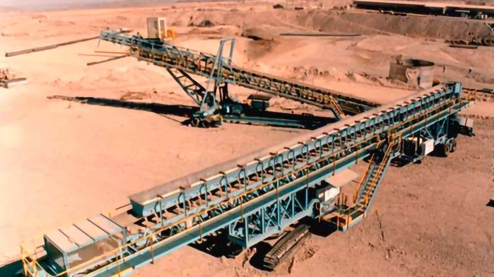 Conveyor radial stacker - FLSmidth Dorr-Oliver Eimco - heavy equipment ...