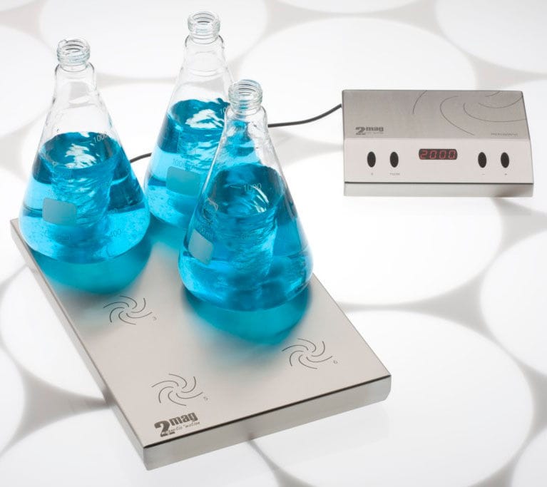 Magnetic laboratory stirrer - MIXdrive 6 - 2mag AG - digital / flask ...