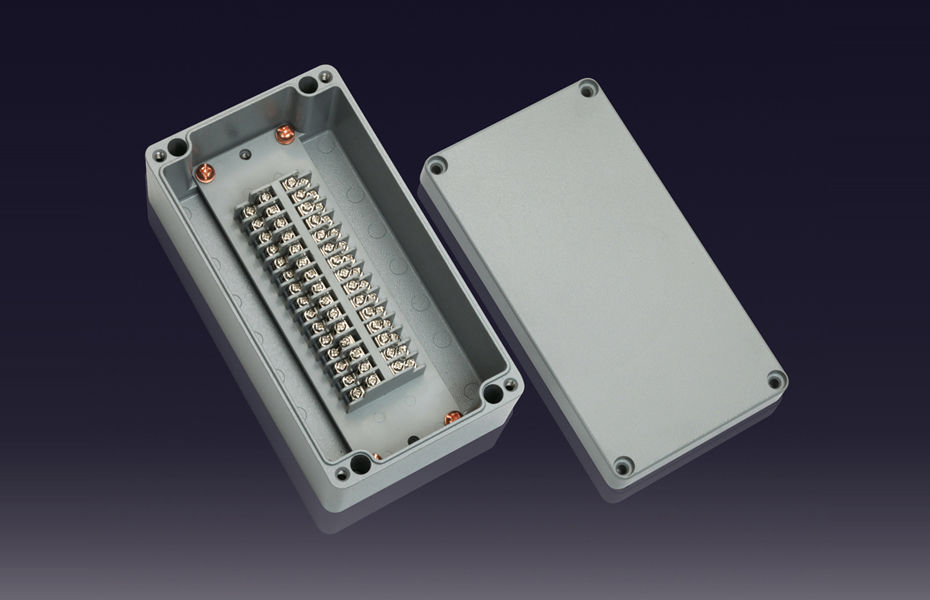 Wall-mounted terminal box - BC-AL-30PAS - BOXCO Inc. - IP66 / IP67 / IK 08