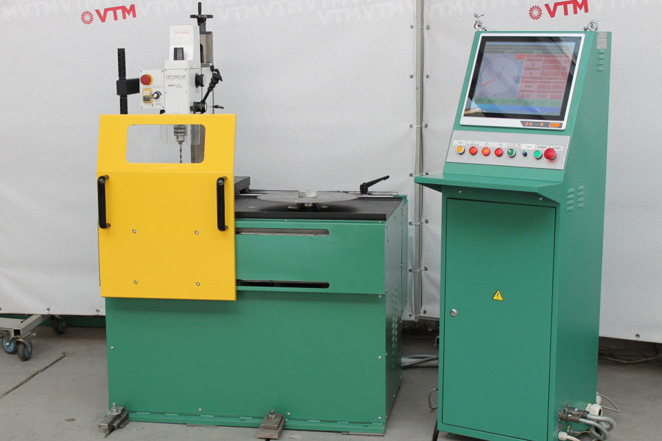Vertical balancing machine - BVI-03-80M5 - VNESHTORG-MICRON - dynamic ...
