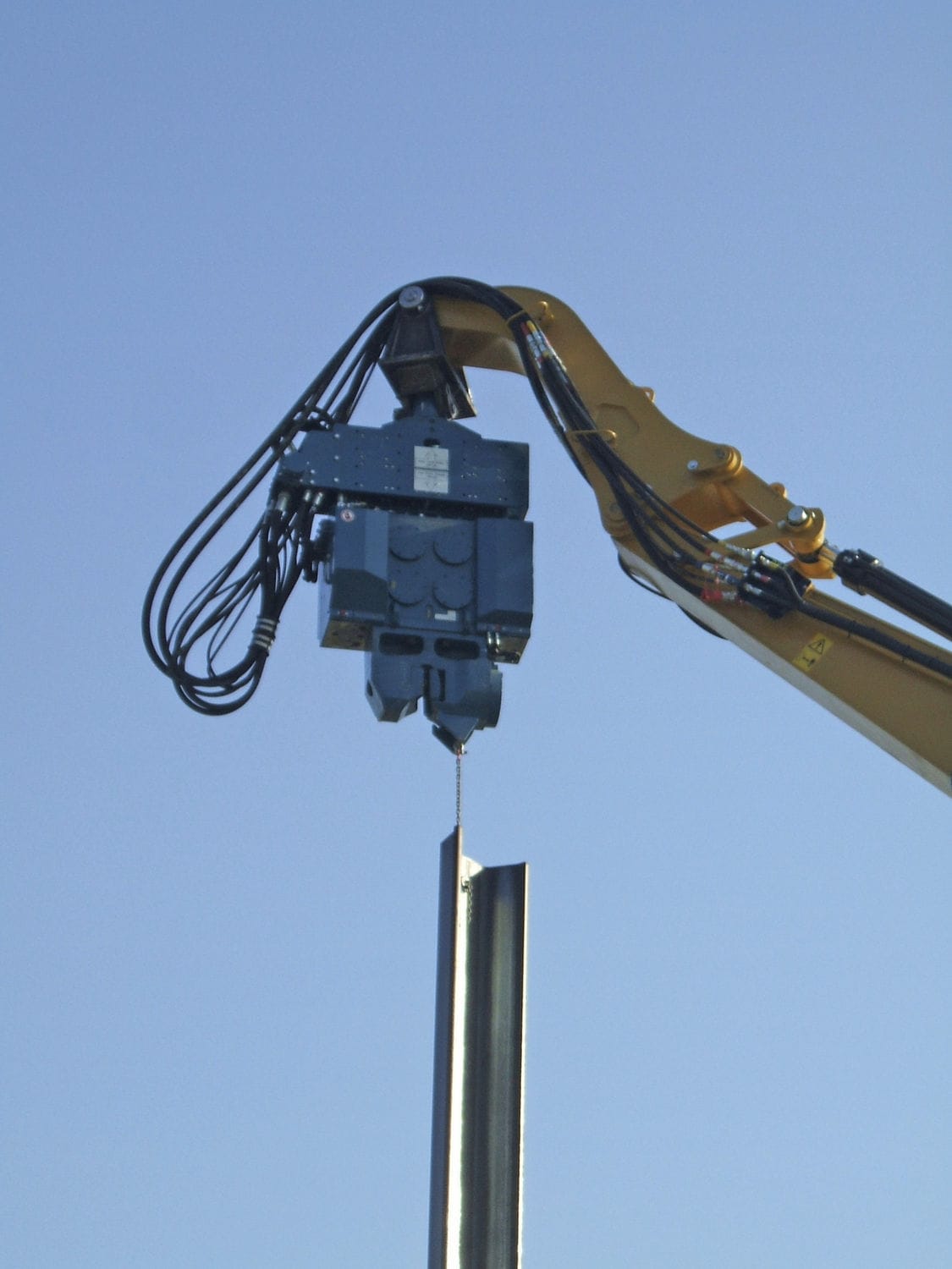 Vibratory pile-driving hammer - 12RFB - International Construction ...
