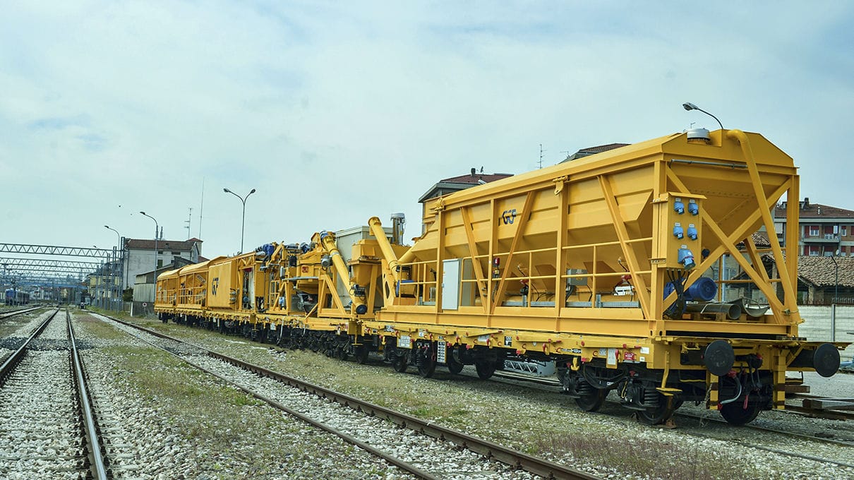 Mobile concrete mixing train - WAGON MIX 1500 - EUROMECC