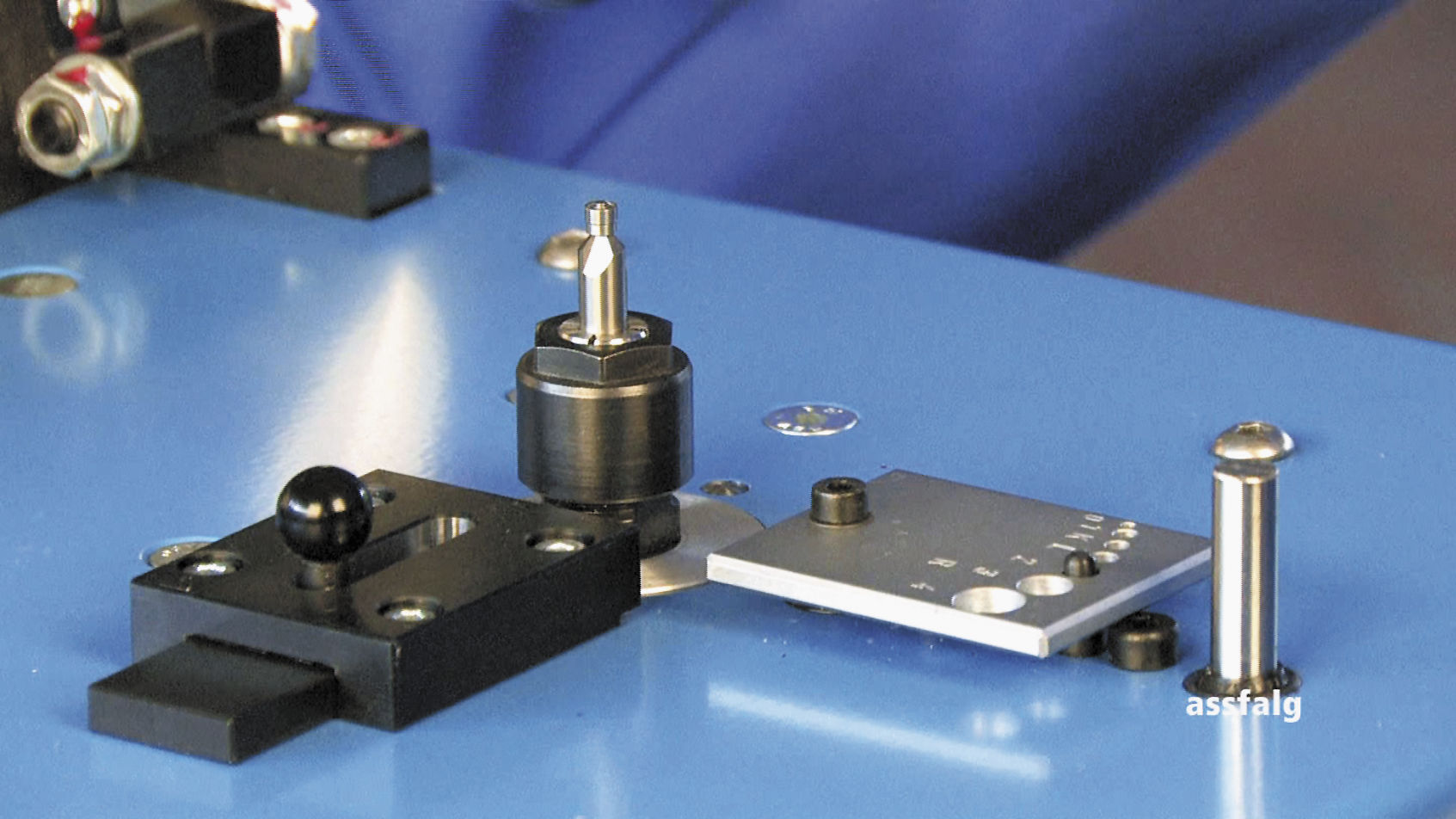 Edge rounding deburring machine - ASO 600-A, ASO 600-ASL - Assfalg GmbH ...