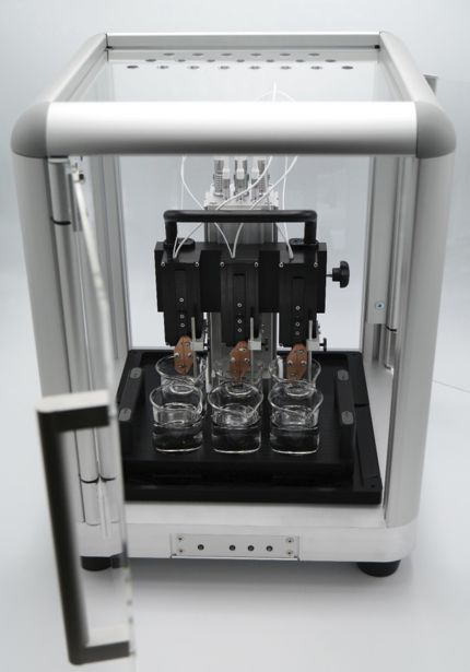 Automatic PCB etching machine - SmarAct GmbH