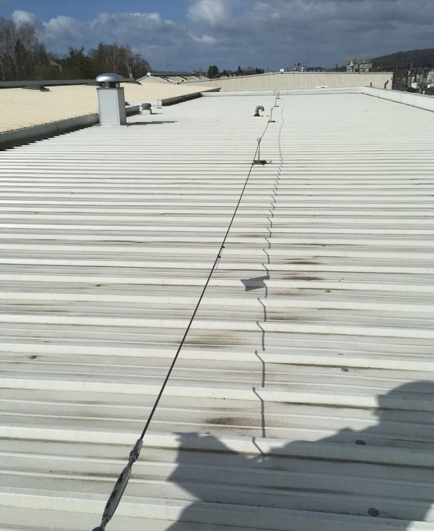 Horizontal lifeline - SafetyConcept s.a. - fall-arrest / for working at ...