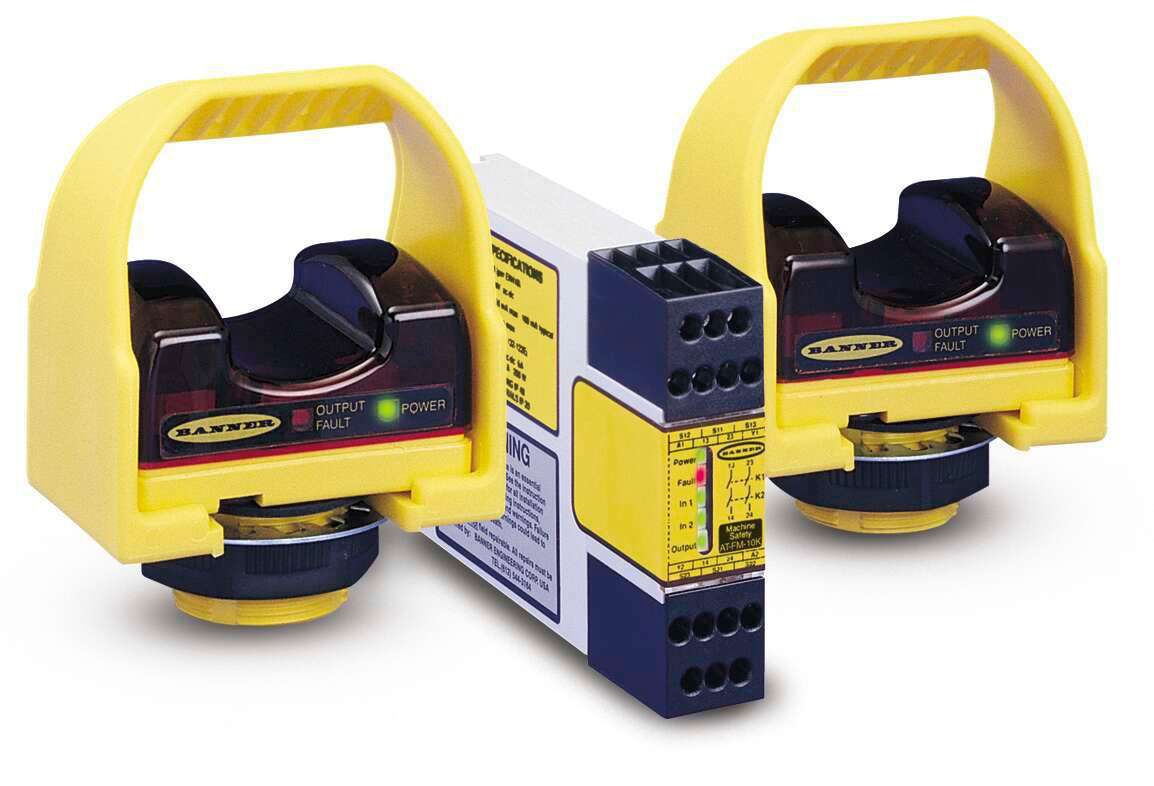 Capacitive two-hand control - AT-FM-10K - BANNER ENGINEERING CORP ...