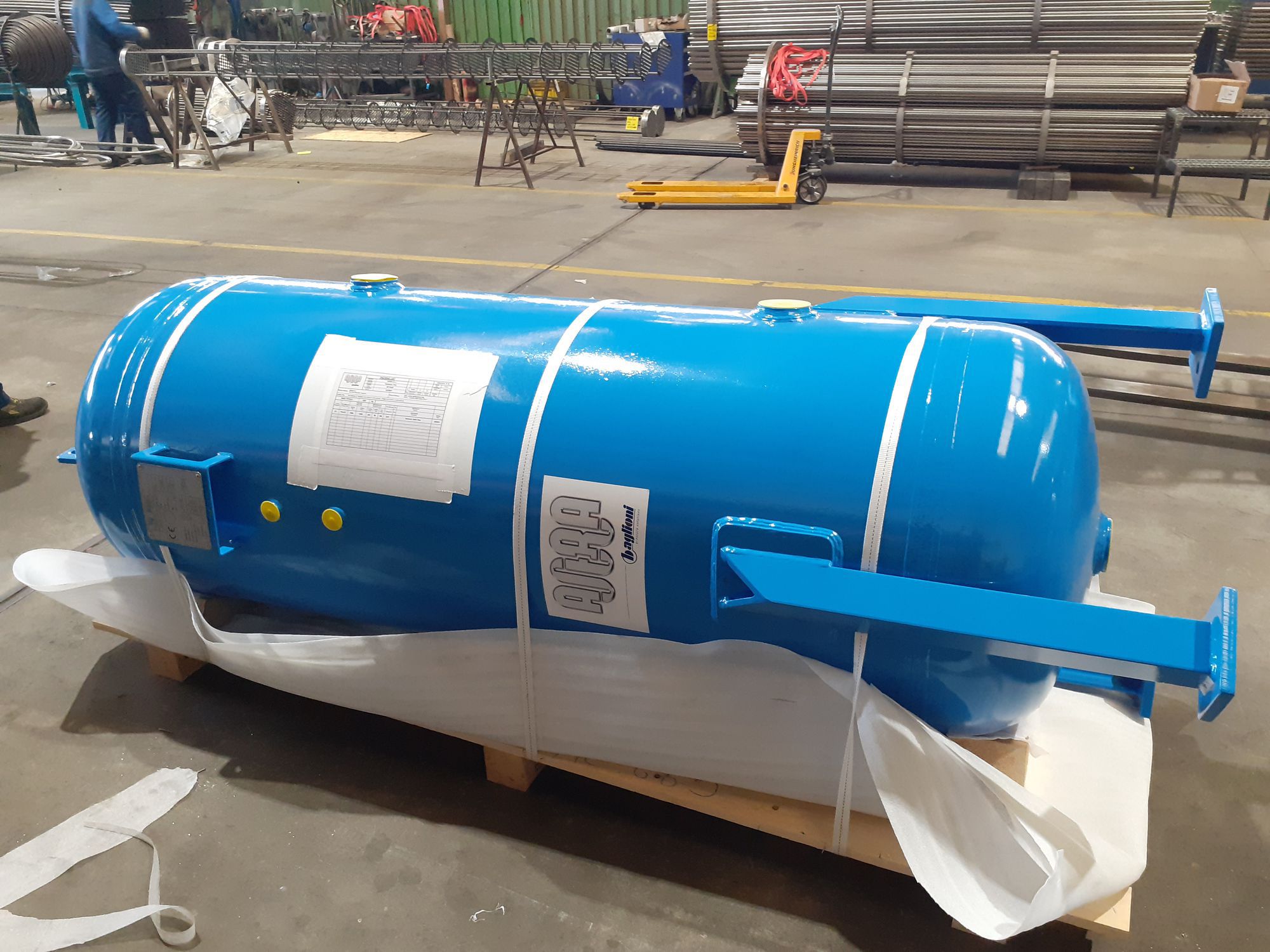 Custom-made vessel - RAL5015 - BAGLIONI - storage / carbon steel / pressure