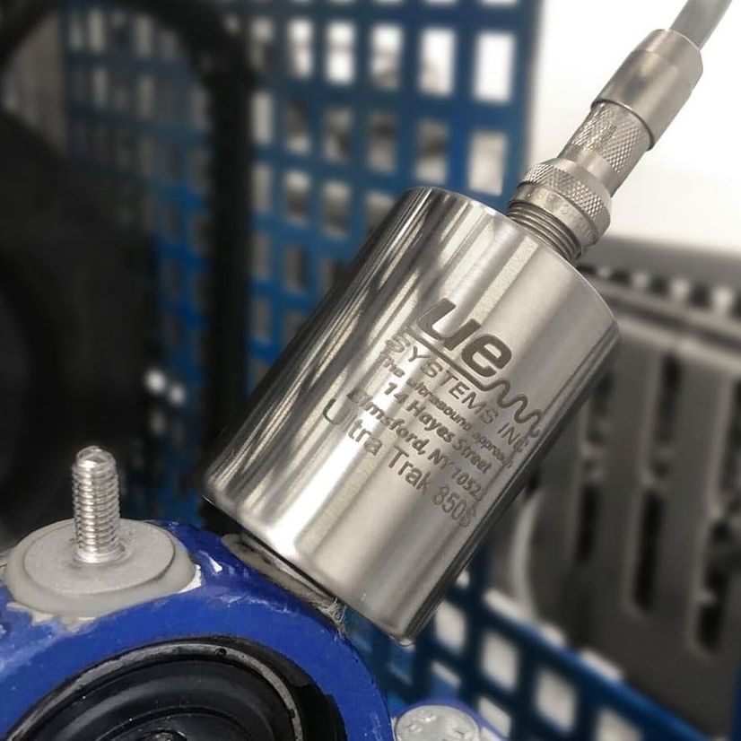 Ultrasonic sensor with background suppression - UltraTrak 850s - UE ...