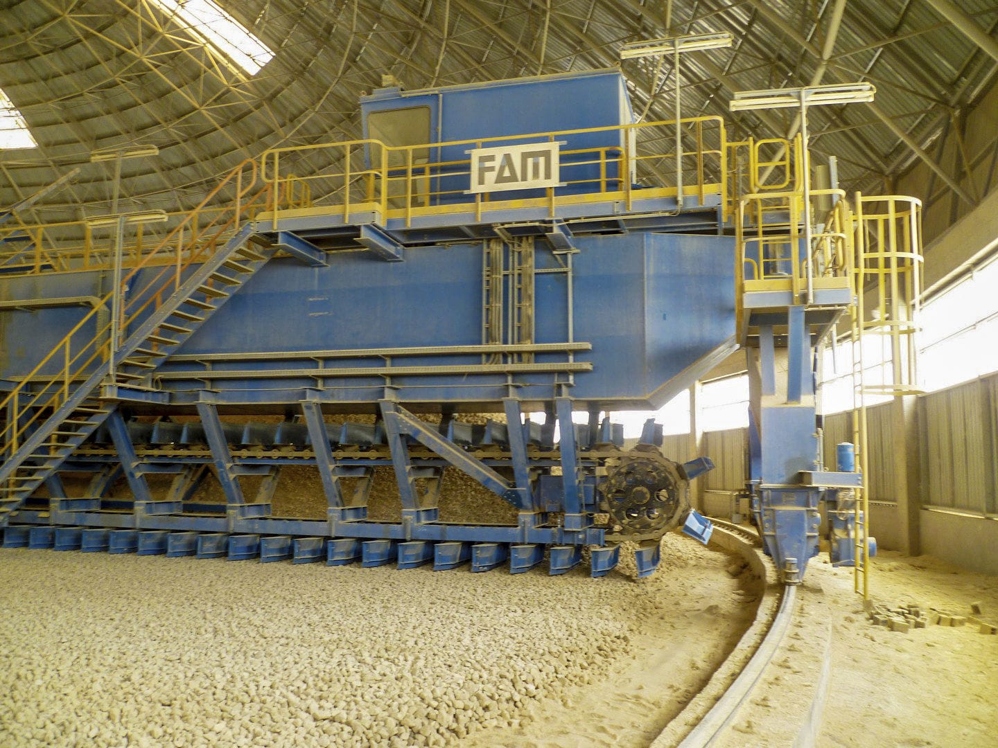 Stacker-reclaimer - FAM