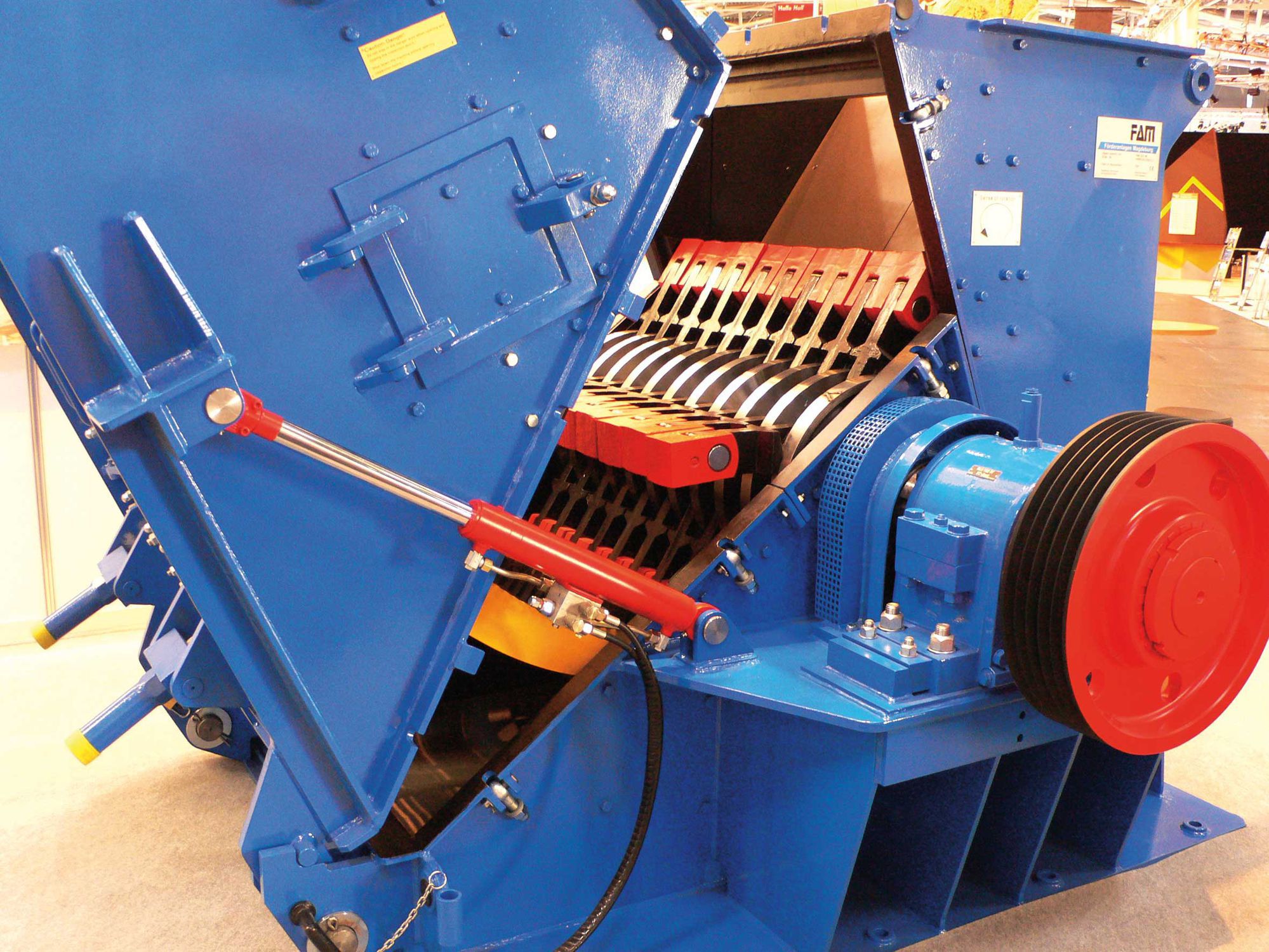 Stone mill - FAM - impact / horizontal