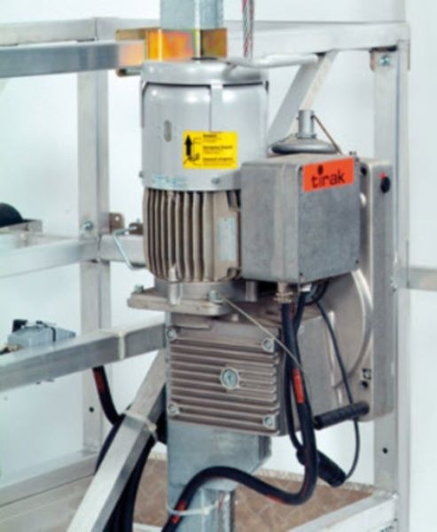 Electric winch - TIRAK™ - TRACTEL - wire rope / man-riding