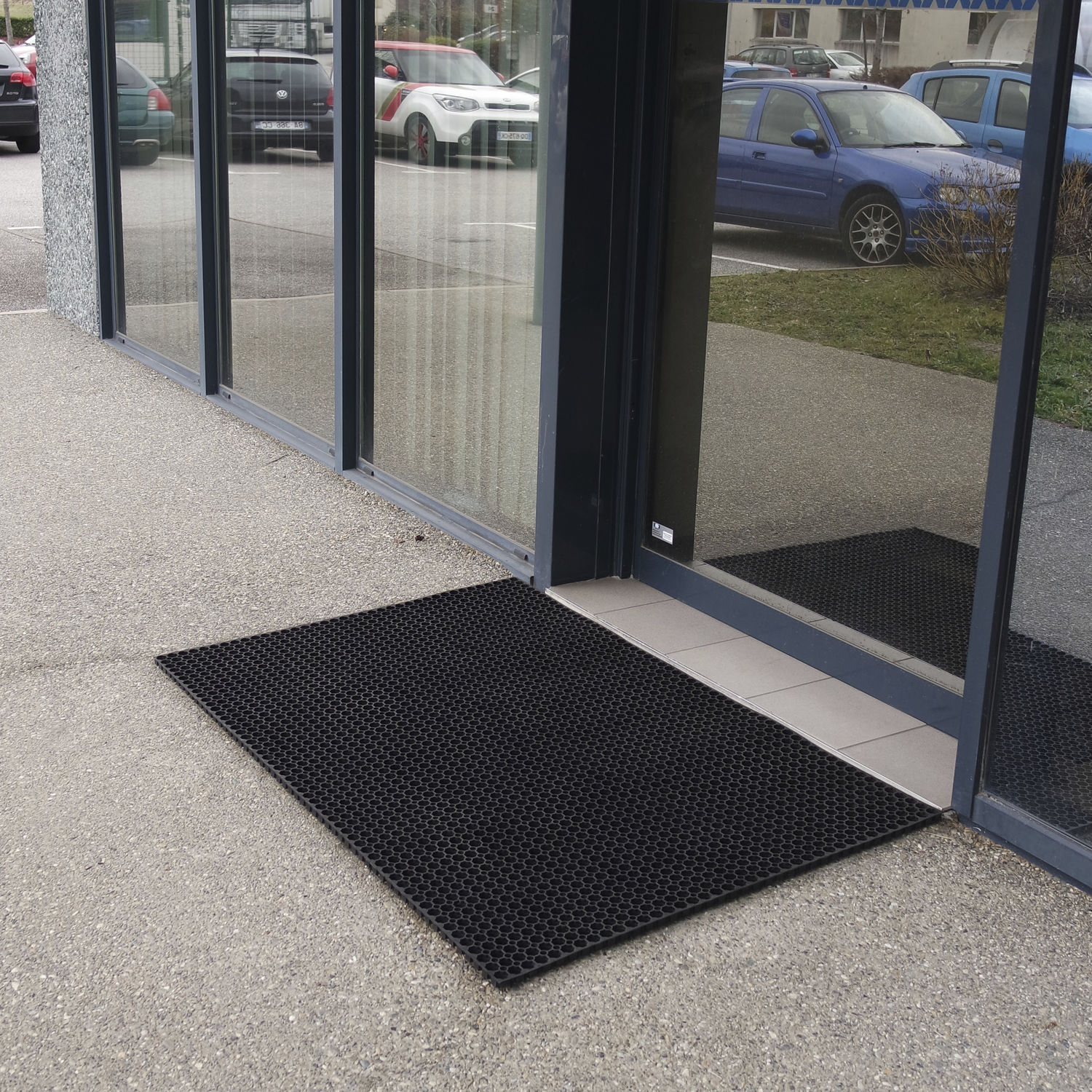 Rubber grating - M67 - IDS - heavy-duty / non-slip / wet area