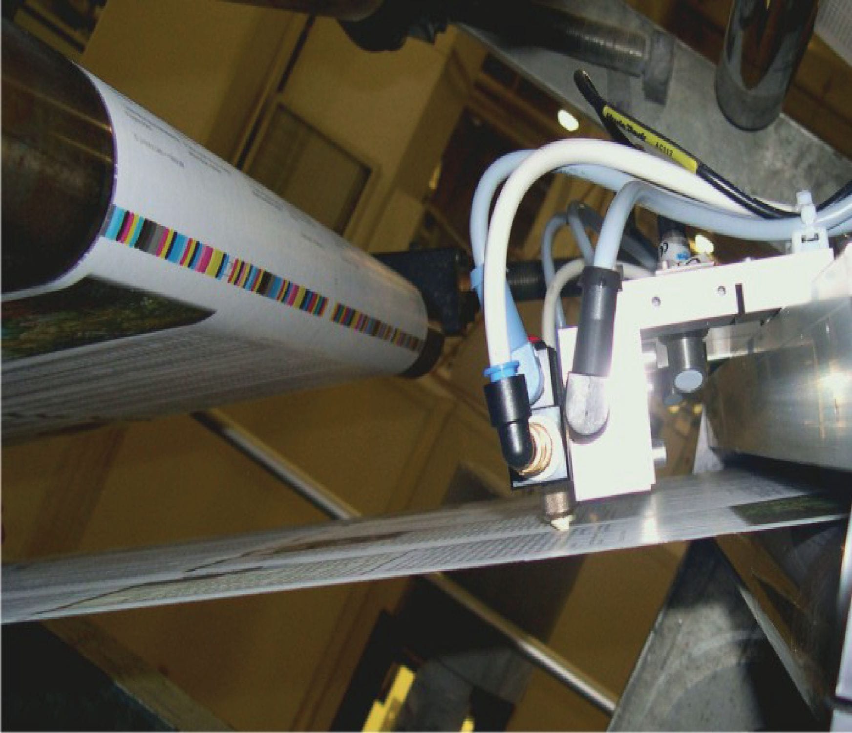 Adhesive pressure regulator - RoBondPro® - Valco Melton - single-stage ...