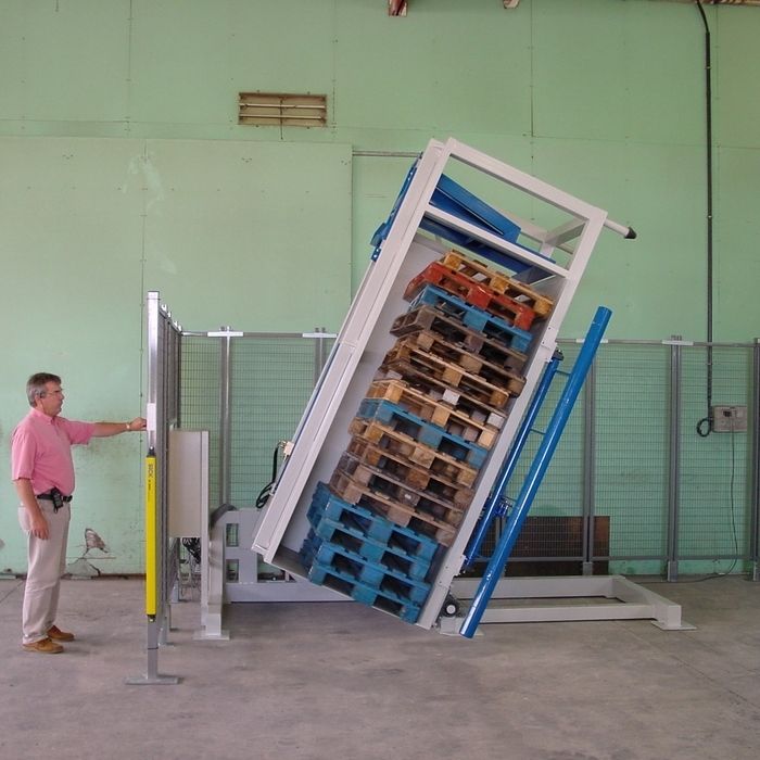 Pallet stacker-destacker - TRIAX