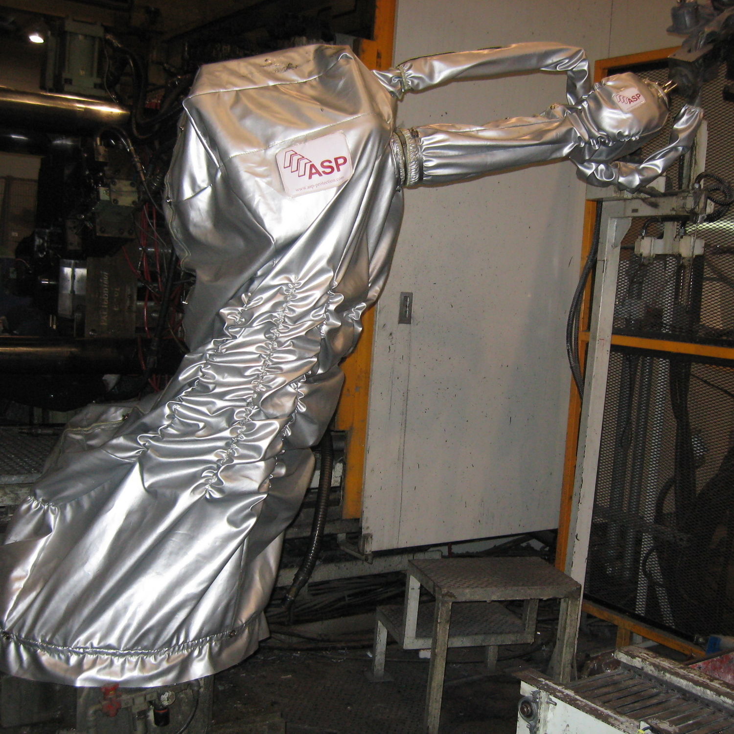 Foundry robot protective cover - TKS-ALU / TIFFON GREEN - ASP ...