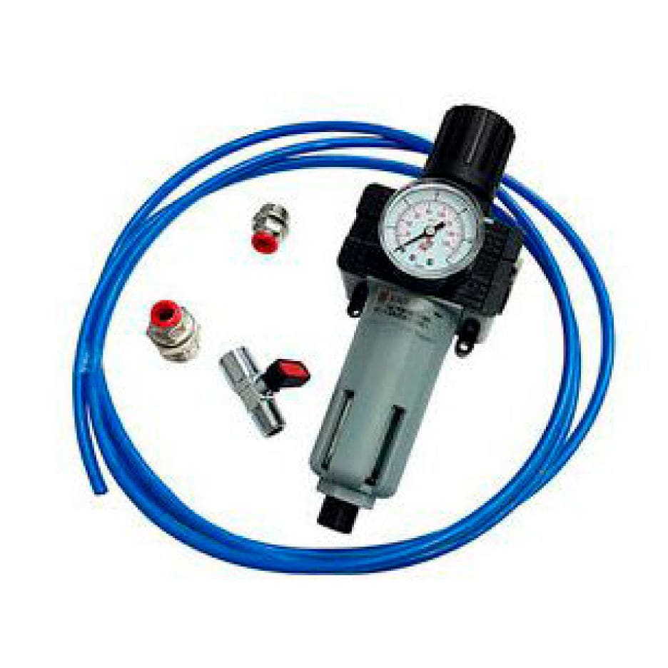 Compressed air pressure regulator - FLUIMAC - plug / single-stage ...