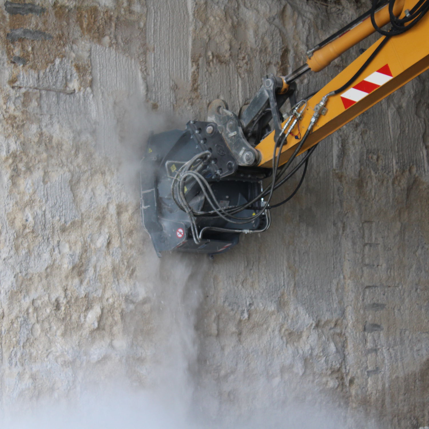 Excavator cold planer - FSE 60.23 - CM Srl - compact / for asphalt ...