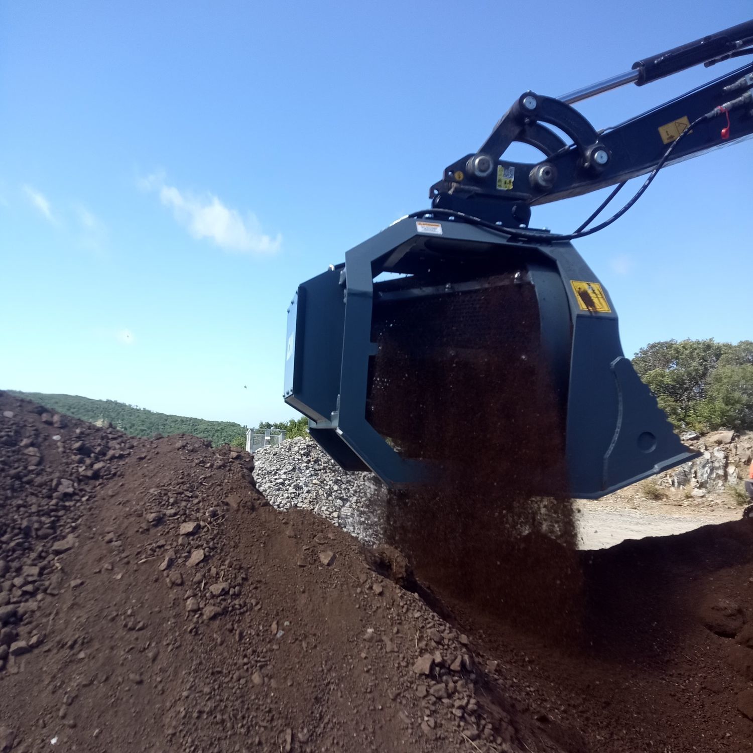 Screening bucket - CBR 12 - CM Srl - for excavators / for loaders / for ...