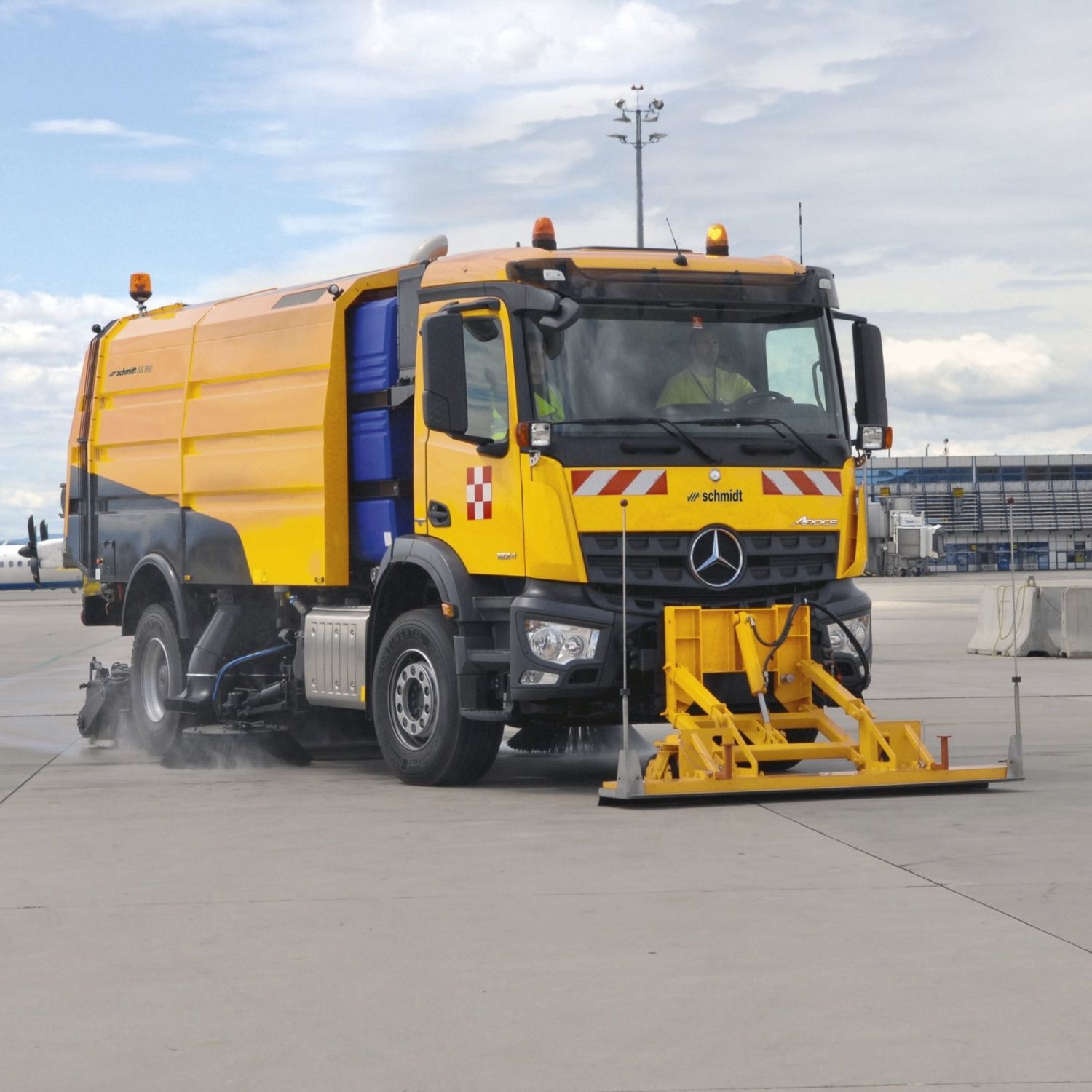 Truck-mounted suction sweeper - AS series - Aebi Schmidt Holding AG ...