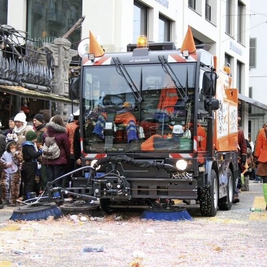 Ride-on sweeper - MFH 550 series - Aebi Schmidt Holding AG - diesel ...