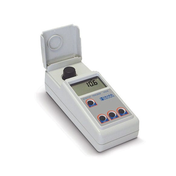 Water analysis photometer - HI83730 - Hanna Instruments - portable