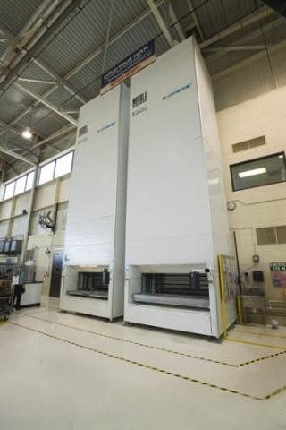 Workshop cabinet - max. 132 000 lb - Stanley Vidmar - floor-mounted ...