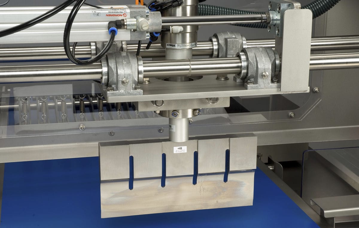 Cake cutter - Bakon B.V., food equipment - Videos