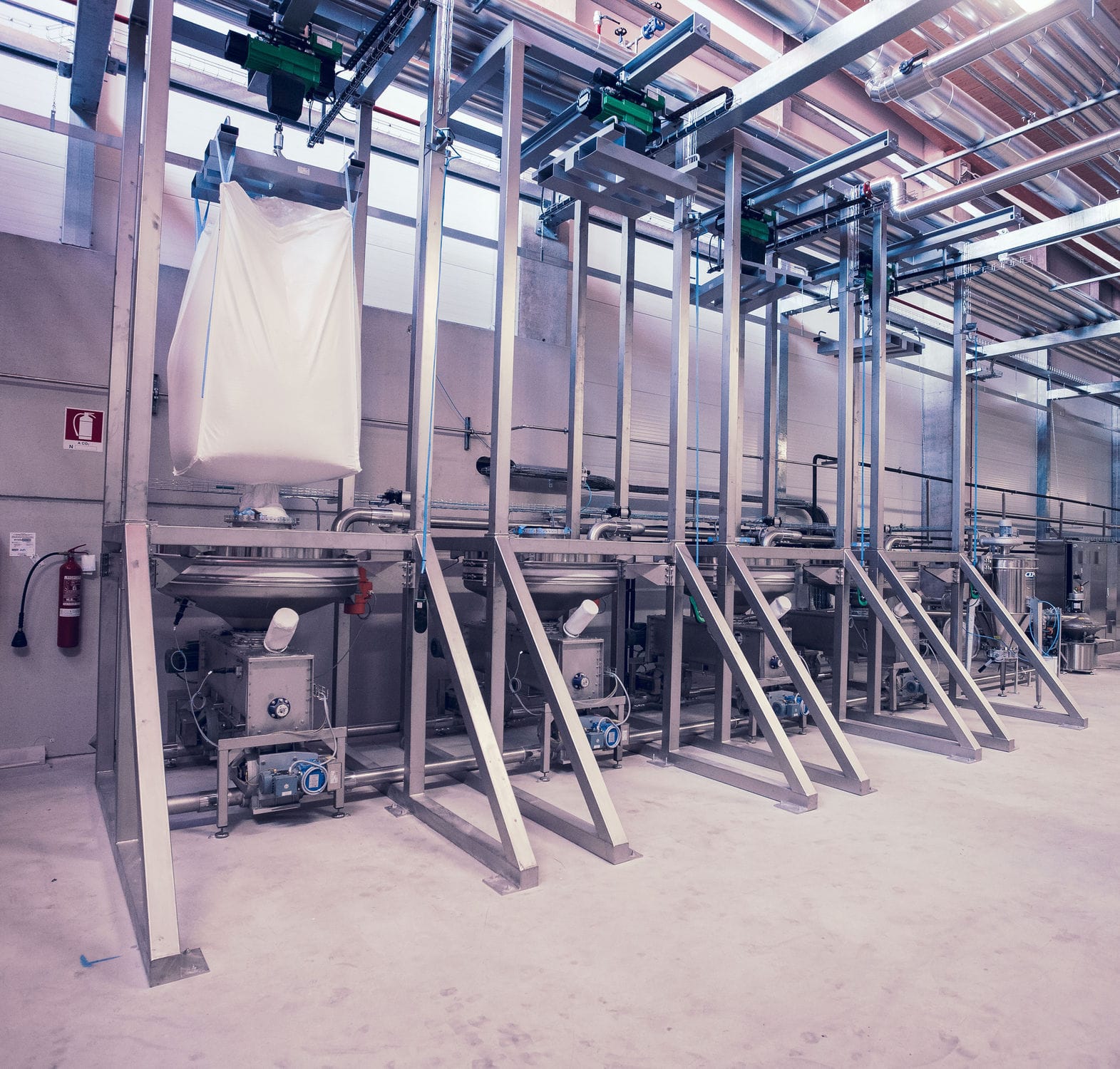 Vibrating big bag unloading machine - Cepi Spa - with lifting device ...