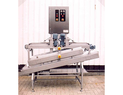 Flaking machine - Basic - Prefamac Chocolate Machines N.V.