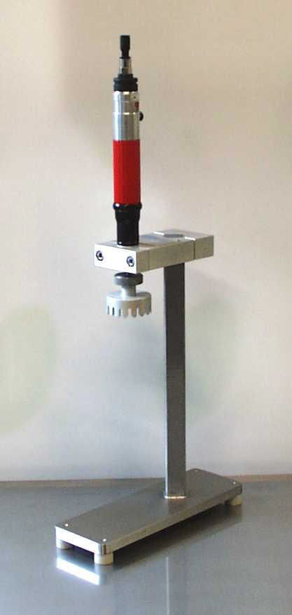 Pneumatic screw capping machine - PKS - WICK-Machinery GmbH - semi ...