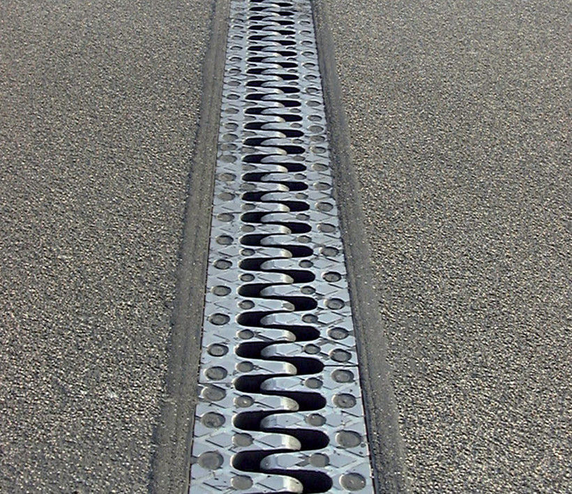 How big of a deal are expansion joints on curved bridges? : r/motorcycles