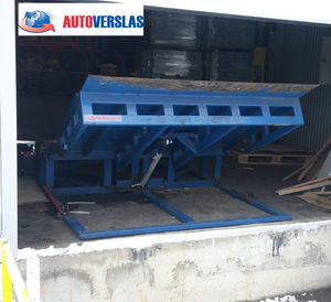 Hydraulic loading ramp - Standard hydraulic loading ramp - Hidrotiltai ...