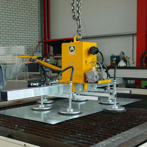 Sheet metal vacuum lifting device - Aerolift Industrials B.V ...