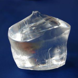 Lithium niobate (LiNbO3) crystal - Union Optic Inc. - birefringent