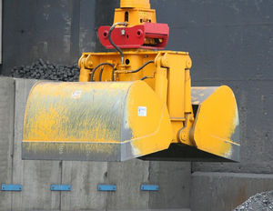 Hydraulic Clamshell Grab - VSG - Peiner