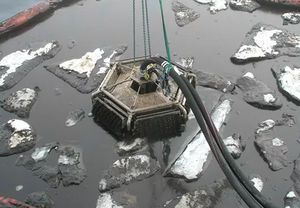 Oil skimmer - DBD - DESMI Pumping Technology A/S - pneumatic / surface