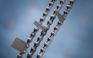 Transmission chain - Iris Chains - steel / chain