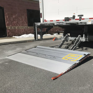 Foldable lift gate - DH-RM.25 - Dhollandia - for trucks / electric ...